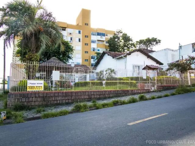 Casa / Sobrado para Venda em Porto Alegre/RS Coronel Aparício Borges 4 Quartos