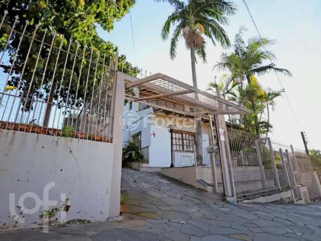 Casa / Sobrado para Venda em Porto Alegre/RS Coronel Aparício Borges 4 Quartos