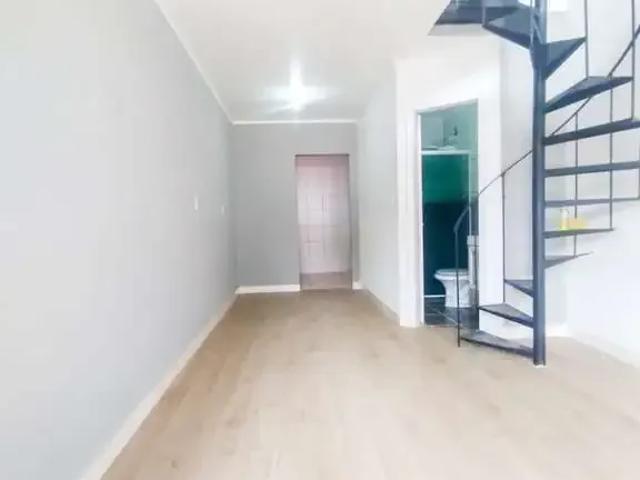 Casa / Sobrado para Venda em Porto Alegre/RS Coronel Aparício Borges 2 Quartos