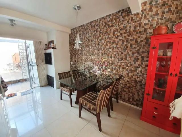 Casa / Sobrado para Venda em Porto Alegre/RS Coronel Aparício Borges 2 Quartos