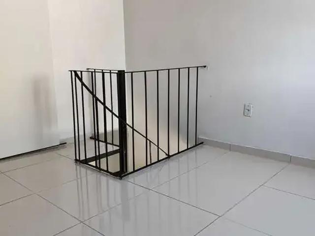 Casa / Sobrado para Venda em Porto Alegre/RS Coronel Aparício Borges 2 Quartos