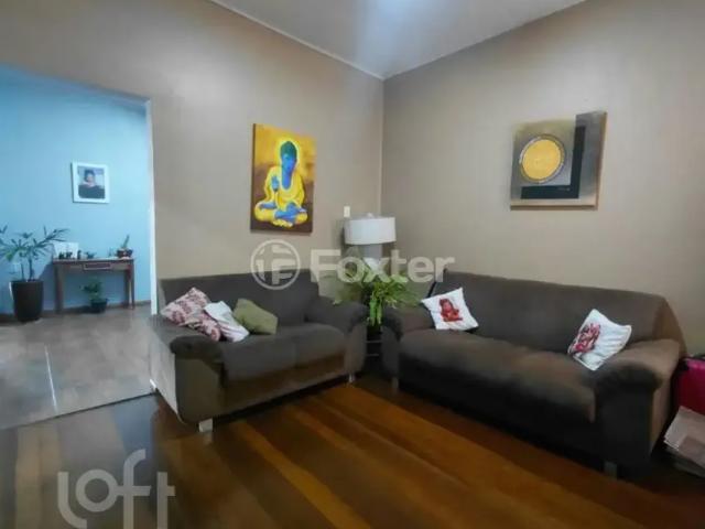 Casa / Sobrado para Venda em Porto Alegre/RS Coronel Aparício Borges 3 Quartos