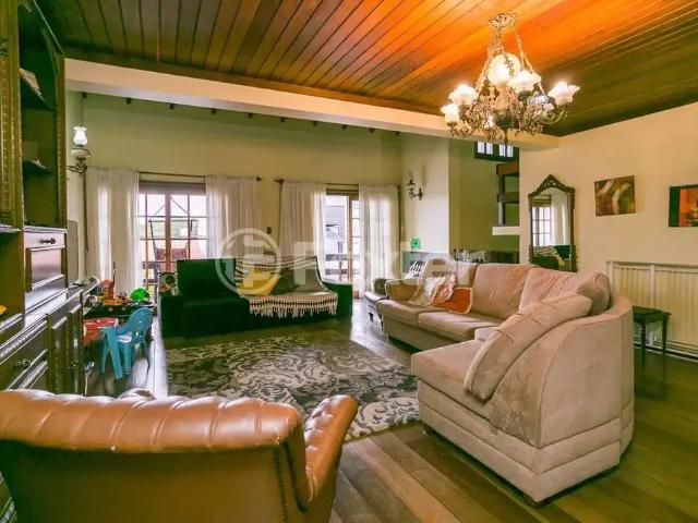 Casa / Sobrado para Venda em Porto Alegre/RS Coronel Aparício Borges 3 Quartos