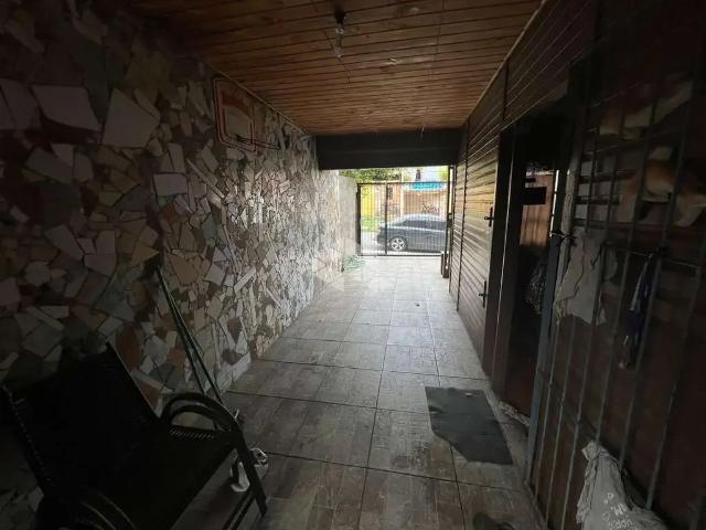 Casa / Sobrado para Venda em Porto Alegre/RS Costa e Silva 2 Quartos