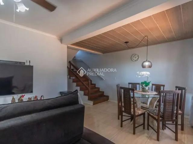 Casa / Sobrado para Venda em Porto Alegre/RS Costa e Silva 2 Quartos