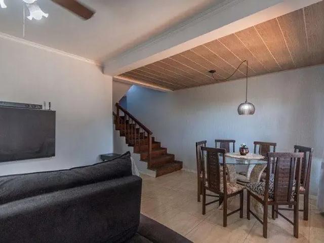 Casa / Sobrado para Venda em Porto Alegre/RS Costa e Silva 2 Quartos