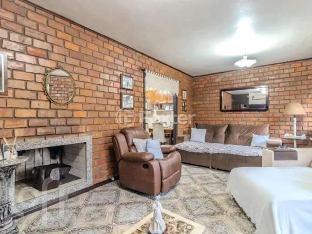 Casa / Sobrado para Venda em Porto Alegre/RS Costa e Silva 3 Quartos