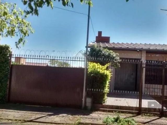 Casa / Sobrado para Venda em Porto Alegre/RS Costa e Silva 3 Quartos