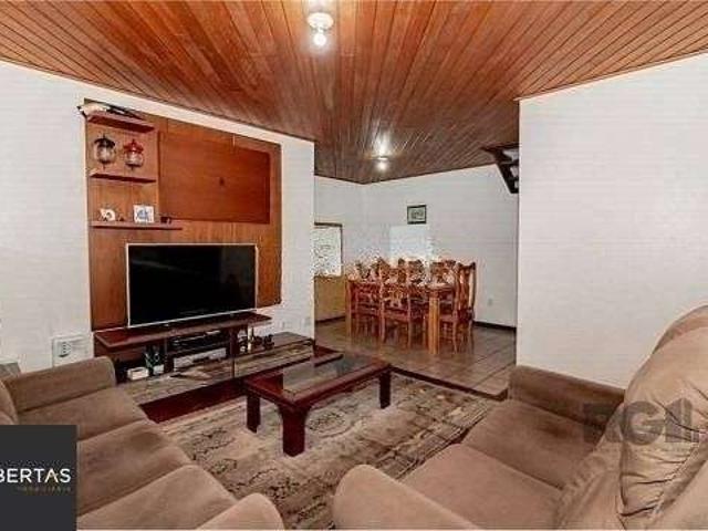 Casa / Sobrado para Venda em Porto Alegre/RS Costa e Silva 3 Quartos