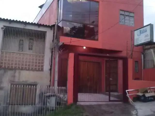 Casa / Sobrado para Venda em Porto Alegre/RS Costa e Silva 3 Quartos