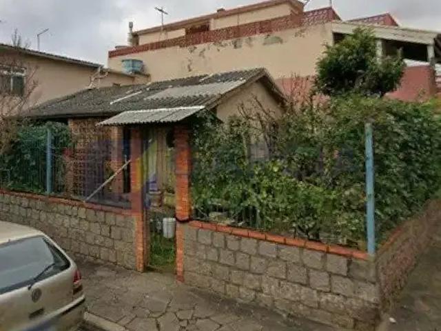 Casa / Sobrado para Venda em Porto Alegre/RS Costa e Silva 3 Quartos