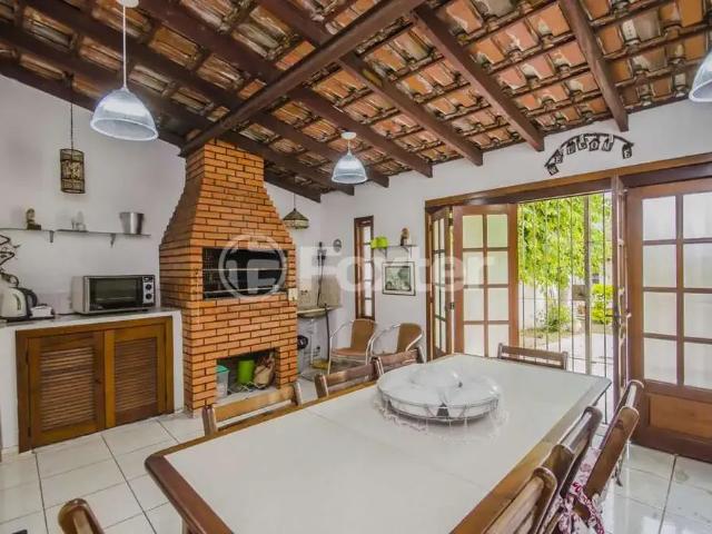 Casa / Sobrado para Venda em Porto Alegre/RS Cristo Redentor 3 Quartos