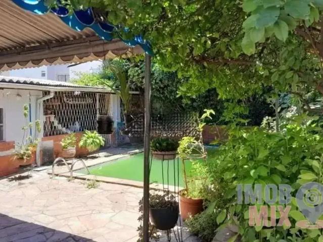 Casa / Sobrado para Venda em Porto Alegre/RS Cristo Redentor 3 Quartos