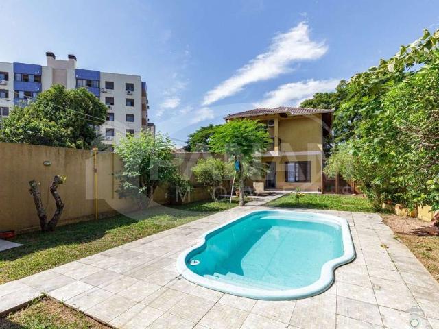 Casa / Sobrado para Venda em Porto Alegre/RS Cristo Redentor 3 Quartos