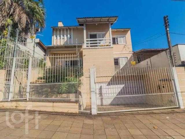 Casa / Sobrado para Venda em Porto Alegre/RS Cristo Redentor 3 Quartos