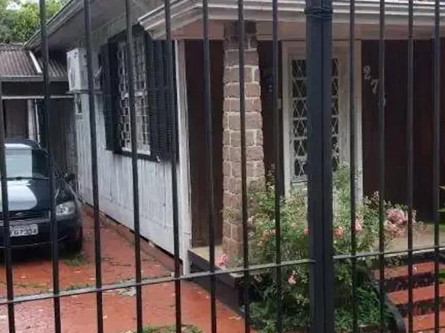 Casa / Sobrado para Venda em Porto Alegre/RS Cristo Redentor 3 Quartos
