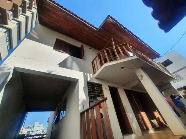 Casa / Sobrado para Venda em Porto Alegre/RS Cristo Redentor 3 Quartos