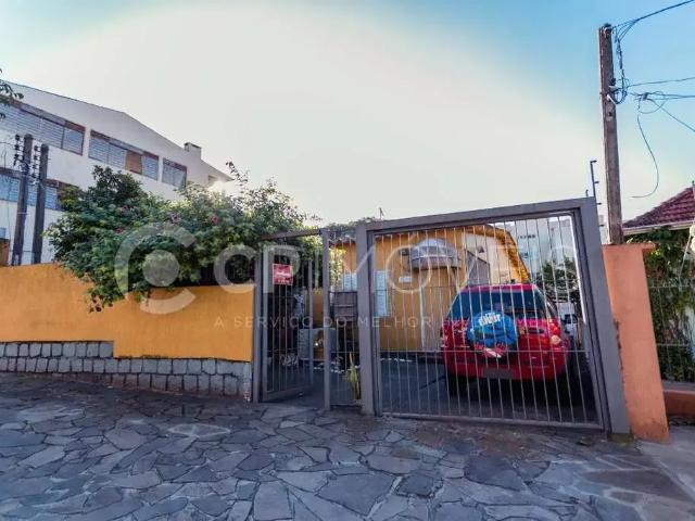 Casa / Sobrado para Venda em Porto Alegre/RS Cristo Redentor 4 Quartos