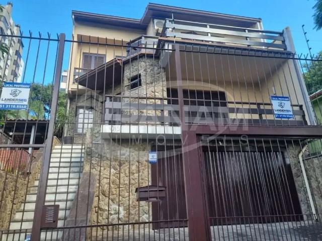 Casa / Sobrado para Venda em Porto Alegre/RS Cristo Redentor 4 Quartos