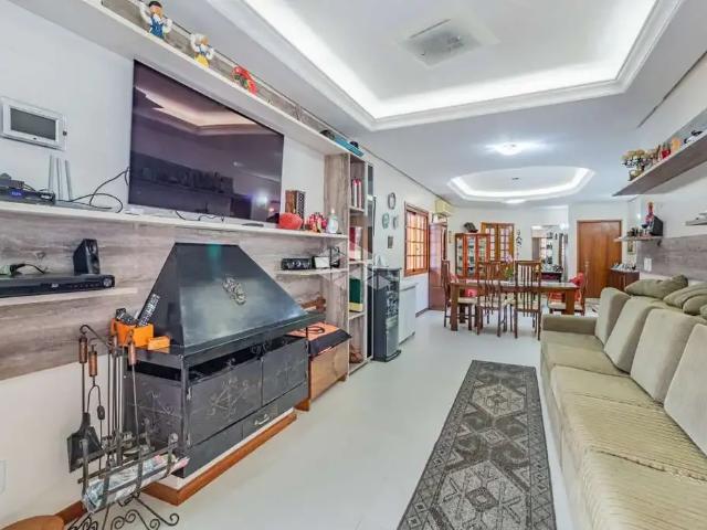 Casa / Sobrado para Venda em Porto Alegre/RS Cristo Redentor 8 Quartos