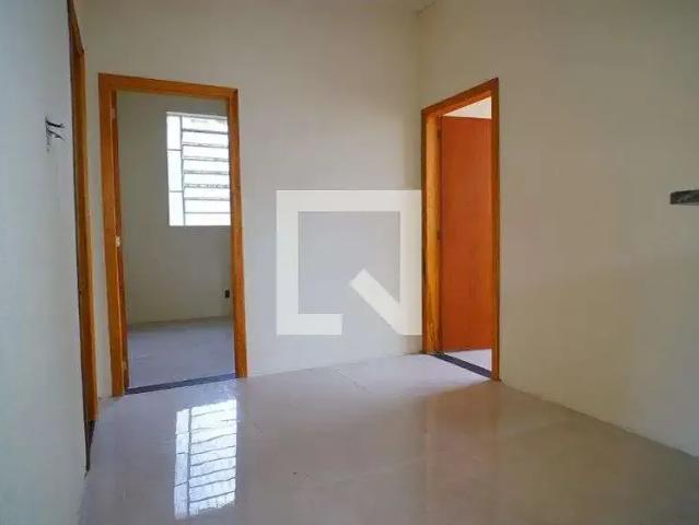 Casa / Sobrado para Venda em Porto Alegre/RS Cristal 2 Quartos