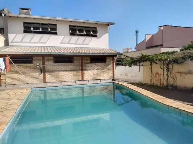 Casa / Sobrado para Venda em Porto Alegre/RS Cristal 2 Quartos