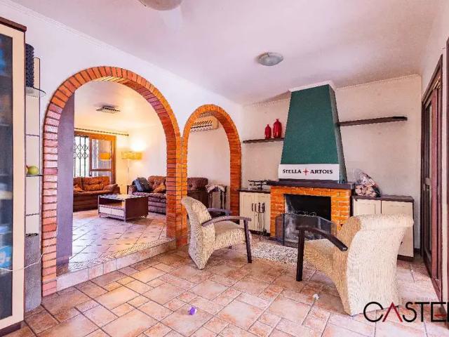 Casa / Sobrado para Venda em Porto Alegre/RS Cristal 3 Quartos