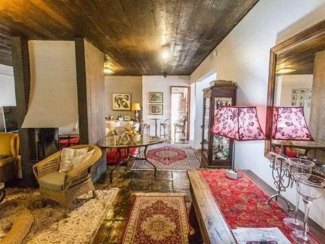 Casa / Sobrado para Venda em Porto Alegre/RS Cristal 3 Quartos