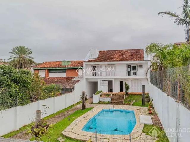 Casa / Sobrado para Venda em Porto Alegre/RS Cristal 3 Quartos