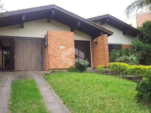 Casa / Sobrado para Venda em Porto Alegre/RS Cristal 3 Quartos