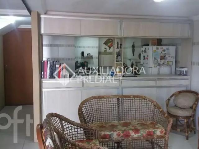 Casa / Sobrado para Venda em Porto Alegre/RS Cristal 3 Quartos