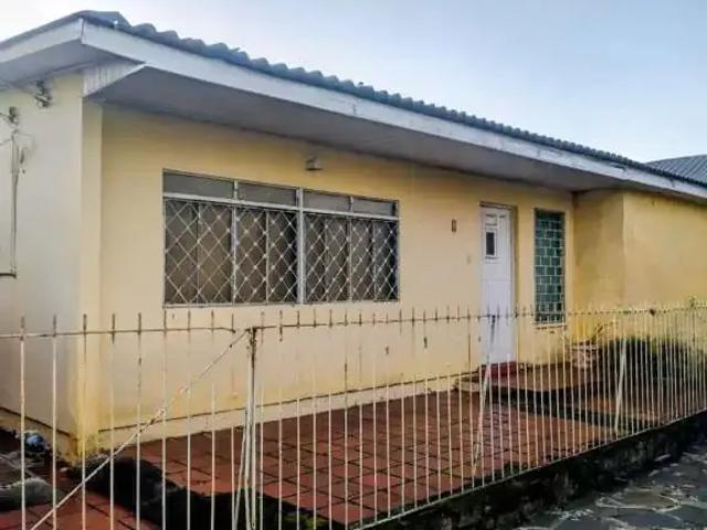 Casa / Sobrado para Venda em Porto Alegre/RS Cristal 3 Quartos