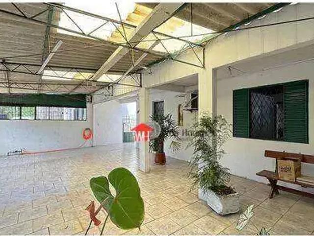 Casa / Sobrado para Venda em Porto Alegre/RS Cristal 3 Quartos