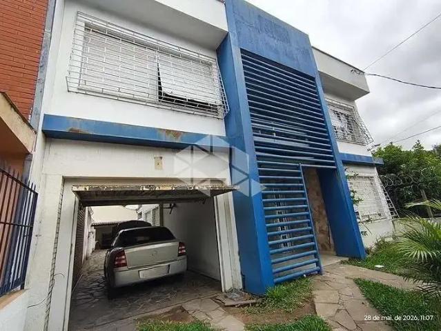 Casa / Sobrado para Venda em Porto Alegre/RS Cristal 4 Quartos