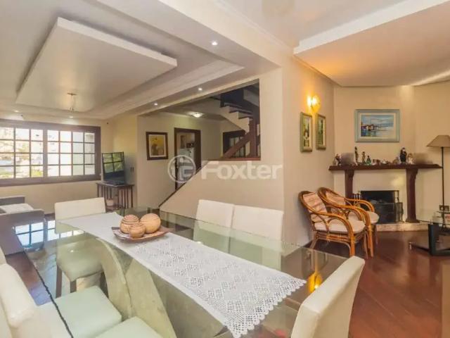 Casa / Sobrado para Venda em Porto Alegre/RS Cristal 4 Quartos