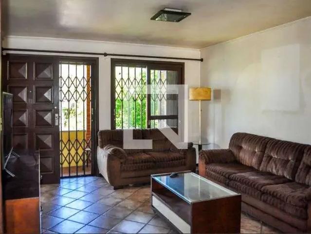 Casa / Sobrado para Venda em Porto Alegre/RS Cristal 4 Quartos