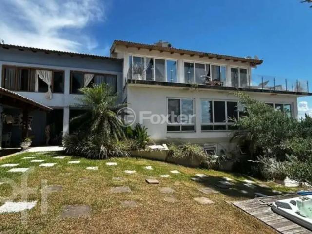 Casa / Sobrado para Venda em Porto Alegre/RS Cristal 5 Quartos