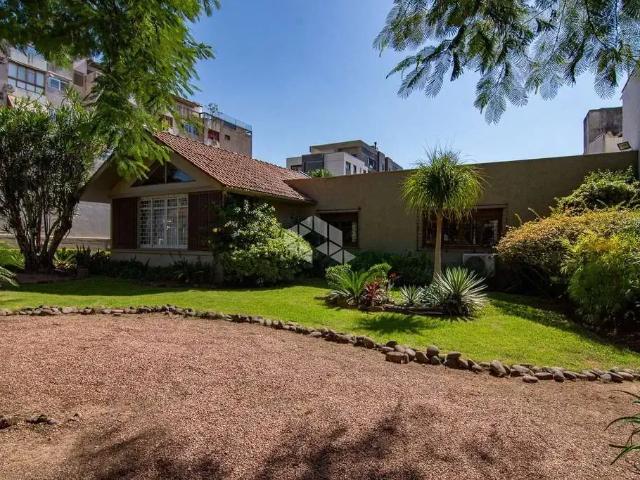 Casa / Sobrado para Venda em Porto Alegre/RS Cristal 5 Quartos