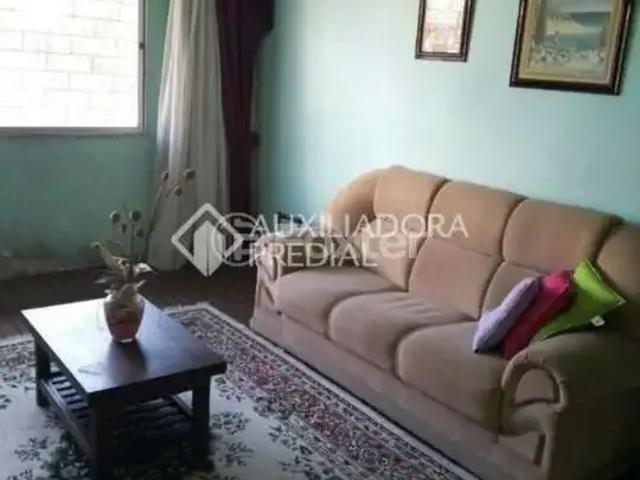 Casa / Sobrado para Venda em Porto Alegre/RS Cristal 5 Quartos