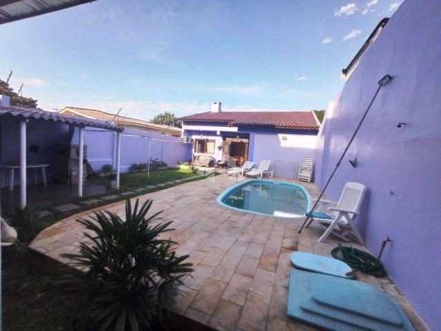 Casa / Sobrado para Venda em Porto Alegre/RS Cristal 5 Quartos