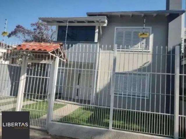 Casa / Sobrado para Venda em Porto Alegre/RS Cristal 5 Quartos
