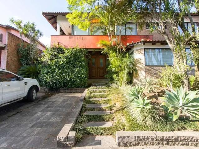 Casa / Sobrado para Venda em Porto Alegre/RS Espírito Santo 4 Quartos