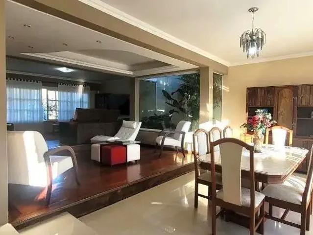 Casa / Sobrado para Venda em Porto Alegre/RS Espírito Santo 4 Quartos