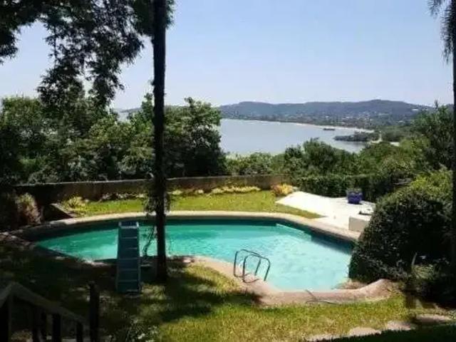 Casa / Sobrado para Venda em Porto Alegre/RS Espírito Santo 4 Quartos