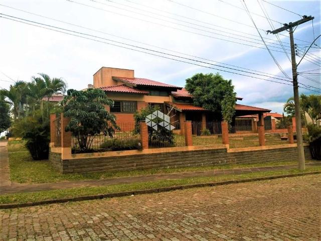 Casa / Sobrado para Venda em Porto Alegre/RS Espírito Santo 4 Quartos