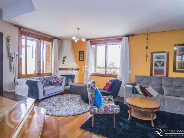 Casa / Sobrado para Venda em Porto Alegre/RS Espírito Santo 4 Quartos