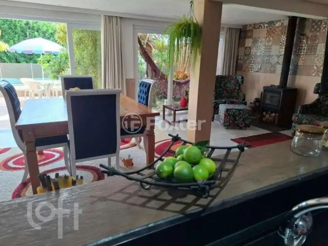 Casa / Sobrado para Venda em Porto Alegre/RS Espírito Santo 4 Quartos