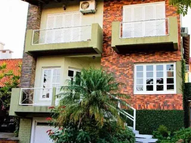 Casa / Sobrado para Venda em Porto Alegre/RS Espírito Santo 4 Quartos