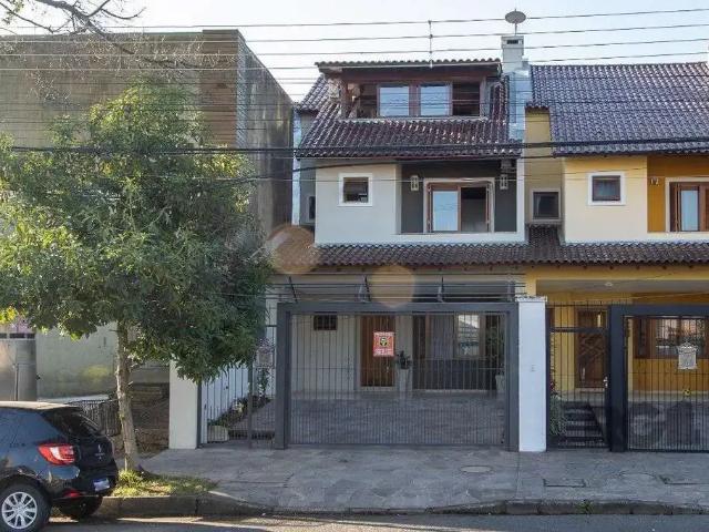Casa / Sobrado para Venda em Porto Alegre/RS Espírito Santo 5 Quartos
