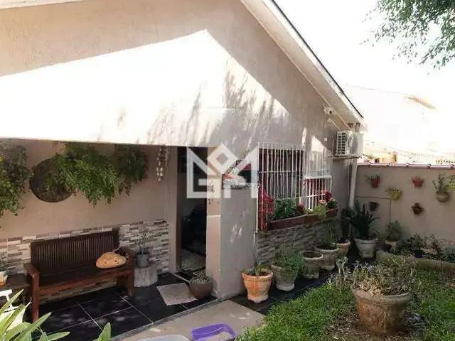 Casa / Sobrado para Venda em Porto Alegre/RS Espírito Santo 5 Quartos
